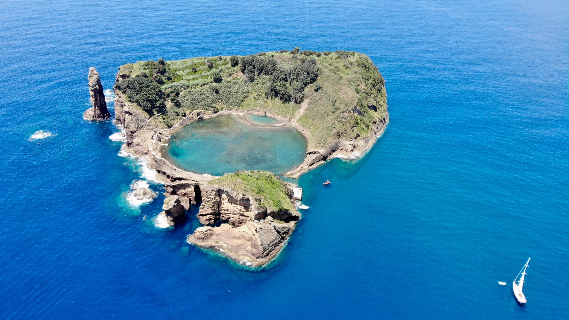 Plaże Azory - zobacz najpiękniejsze plaże na Azorach | ITAKA