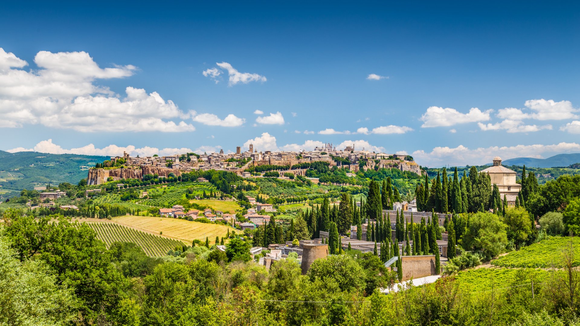 Informacje praktyczne o Umbrii - co warto wiedzieć przed podróżą? | ITAKA